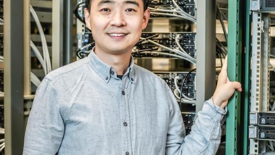 Sparkling Water Under Nanoconfinement | HKUST ENERGY INSTITUTE